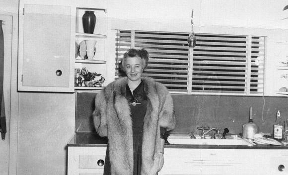 Tom Carvel - Alchetron, The Free Social Encyclopedia